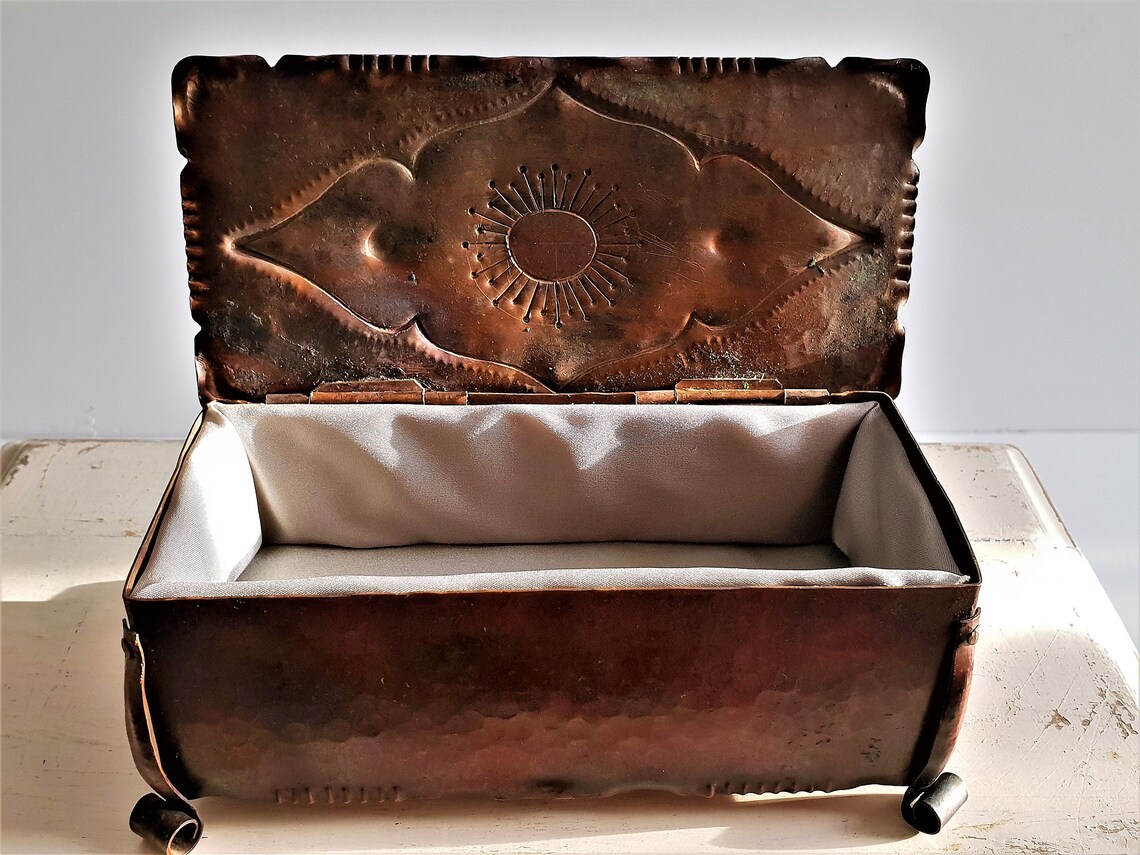 Very Rare Original Arts and Crafts Hand-hammered Copper Box - Etsy UK