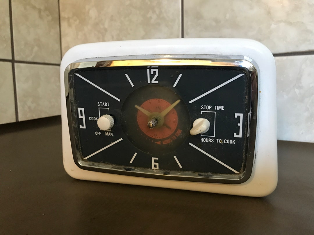 1950s Kitchen Clock, White and Chrome, Reclaimed From a Stove - Etsy