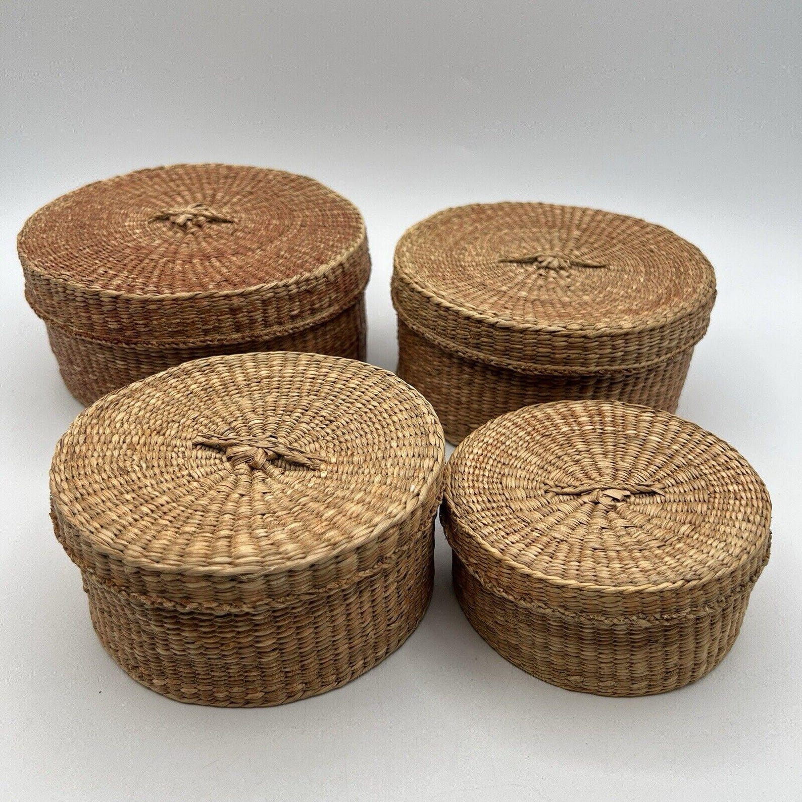 Set 4 Vtg Small Round Sweet Grass Nesting Baskets Lids Stacking 1960s ...