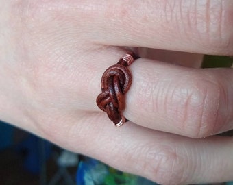 Figure 8 Knot Ring | Etsy