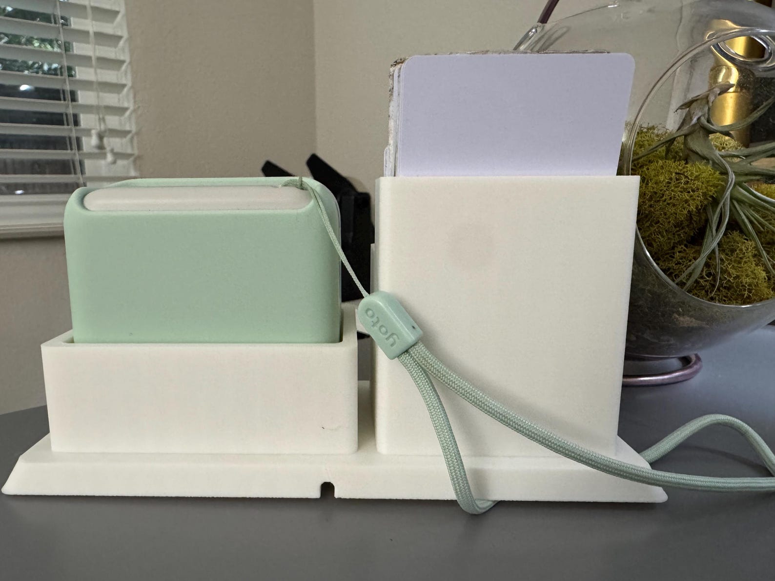 Yoto Mini Charging Dock and Card Holder 3D Printed Stand for Yoto Mini ...