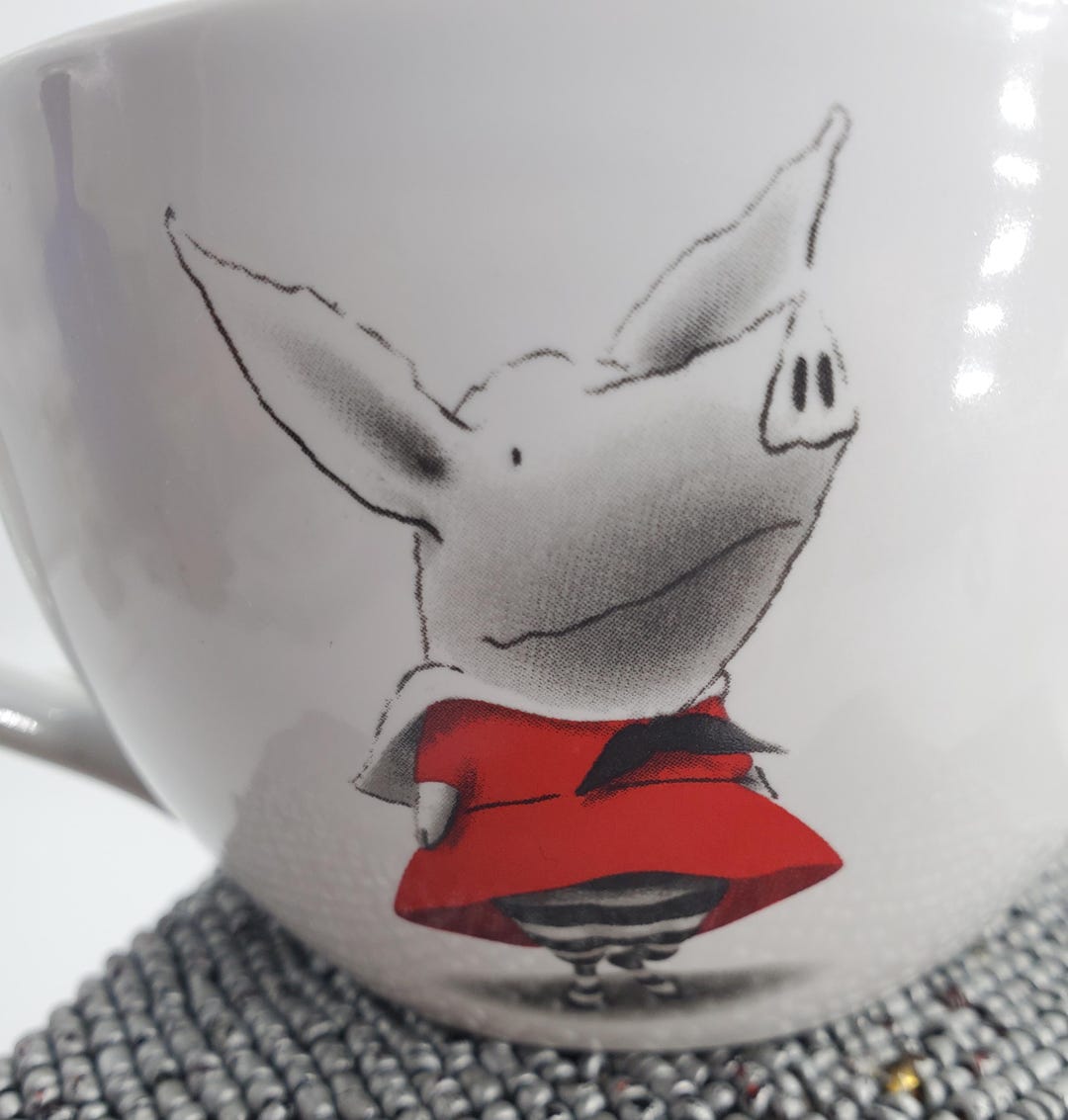 Olivia Saves the Circus Large Ceramic White Tea / Coffee Mug Olivia Pig ...