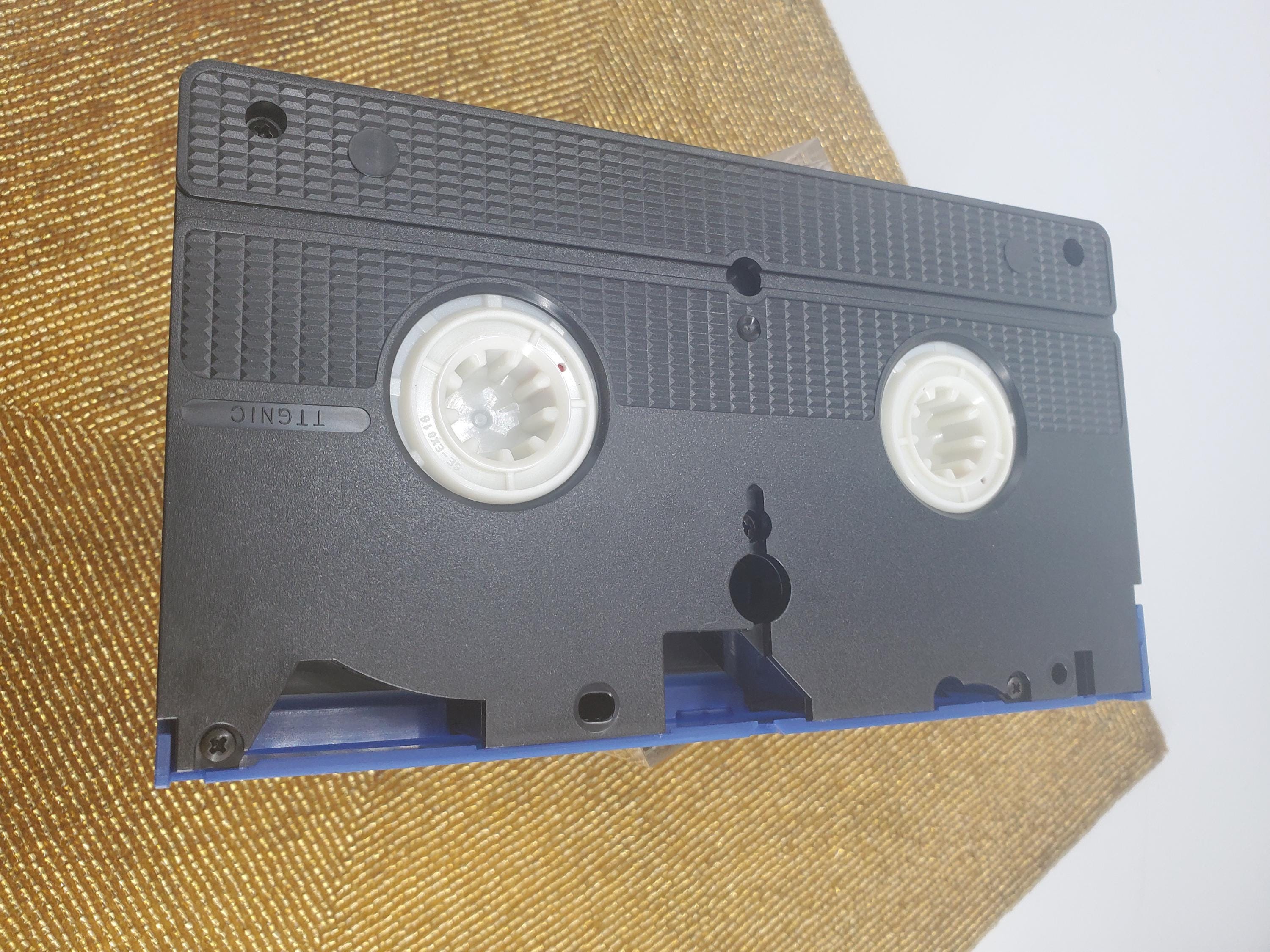 Walt Disney's the Fox and the Hound (VHS, 2000, Gold Collection) (C36 ...