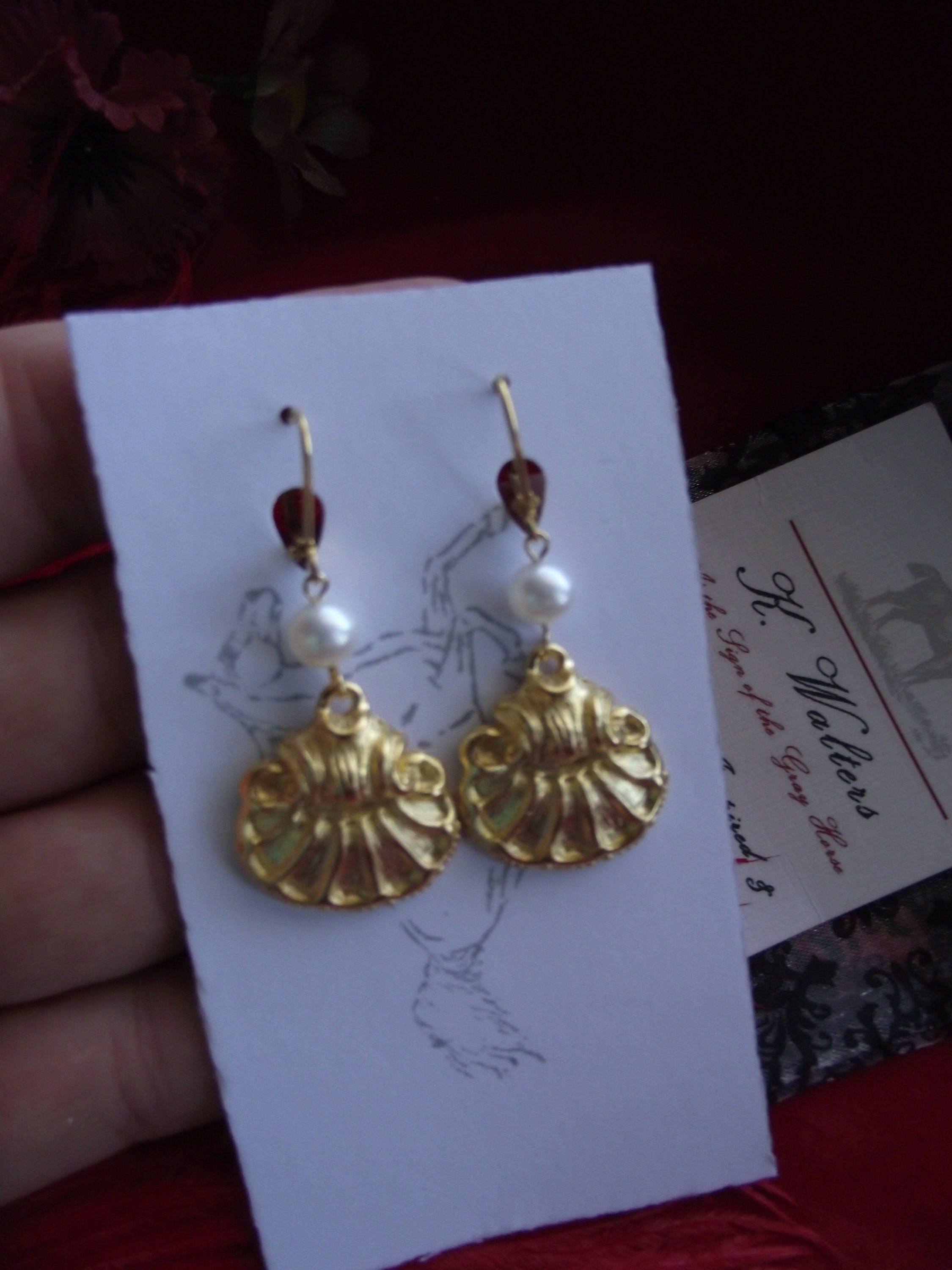 S-0026 Breaker Shell Jewelry Necklace Bracelets and - Etsy