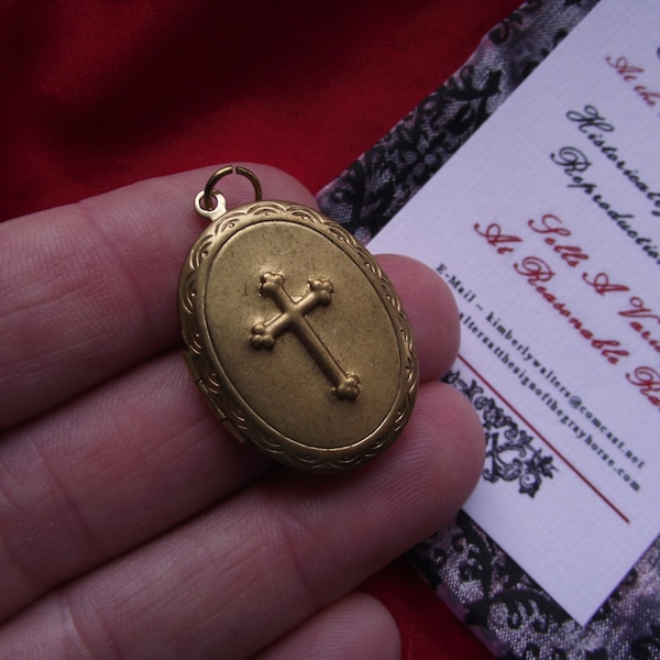 Cross Locket - Etsy