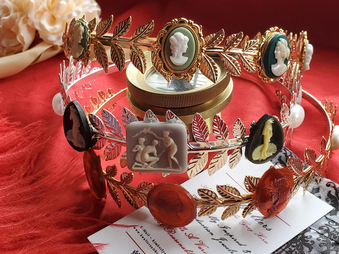 T-0022 - Vintage Leaves With Cameo or Intaglios Neoclassical Regency ...