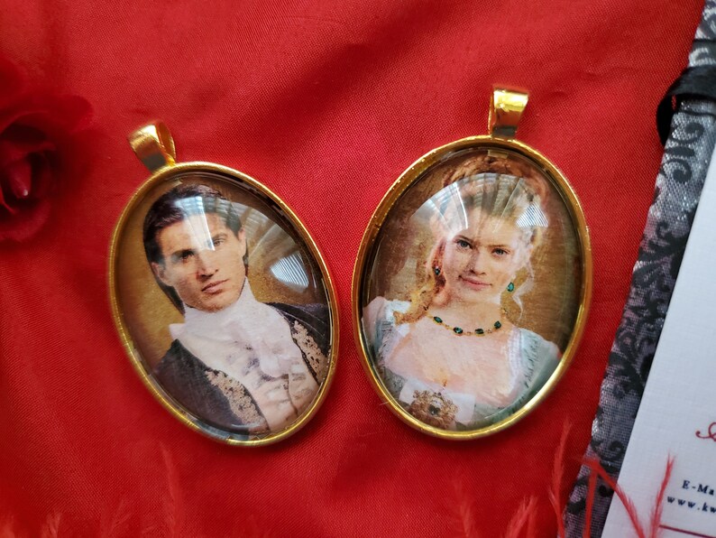 RJC-0004 - Roxton Family Series Miniature Pendant, Miniature Portrait ...