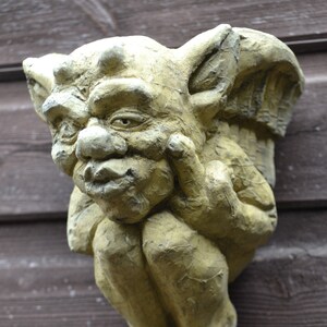 Rude Finger Gargoyle Wall Plaque "sid" © Decorative Stone Garden Plaque ...