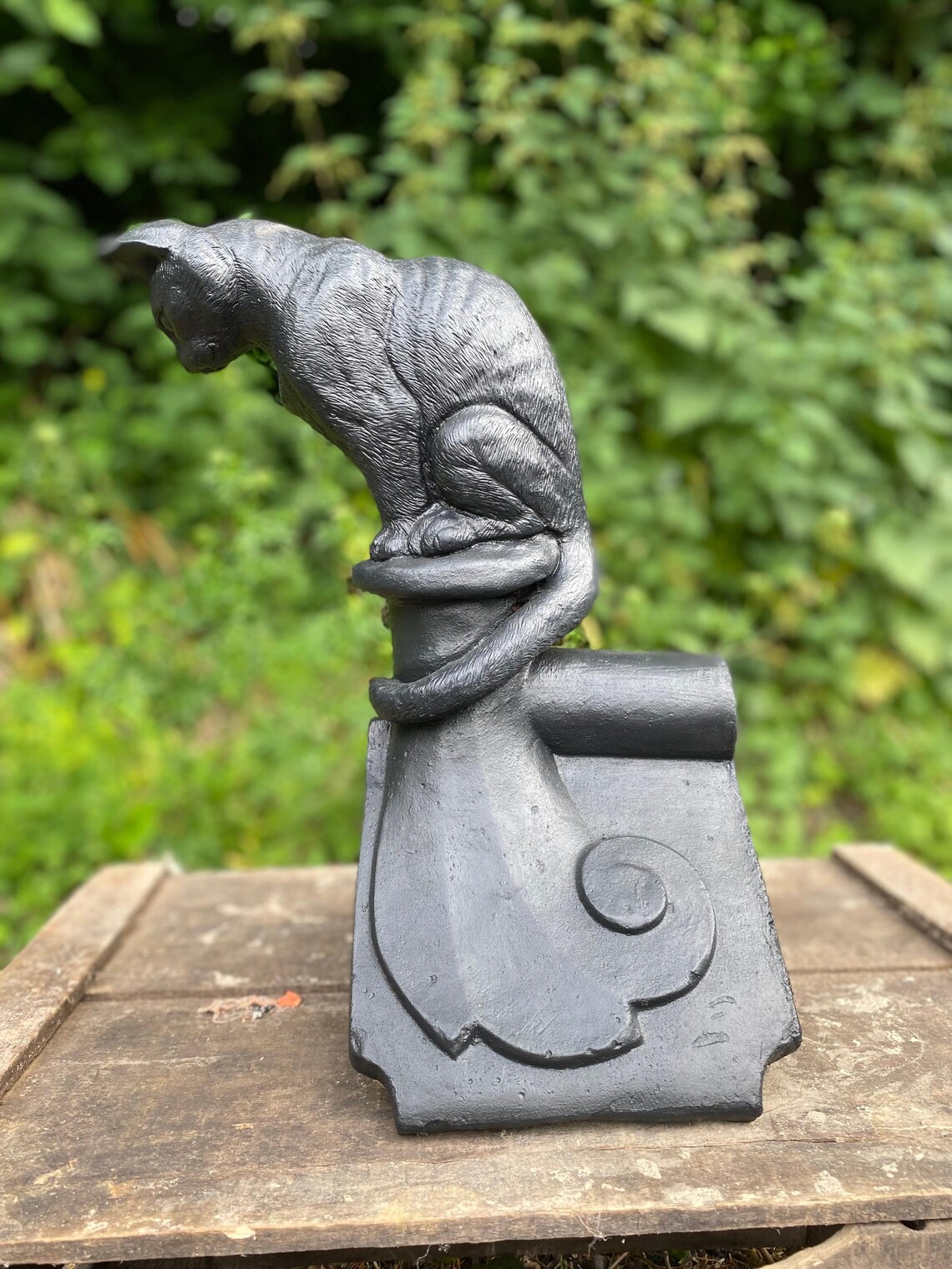 Curious Cat Roof Finial 90 Degree Angled Decorative Stone Ridge Tile ...