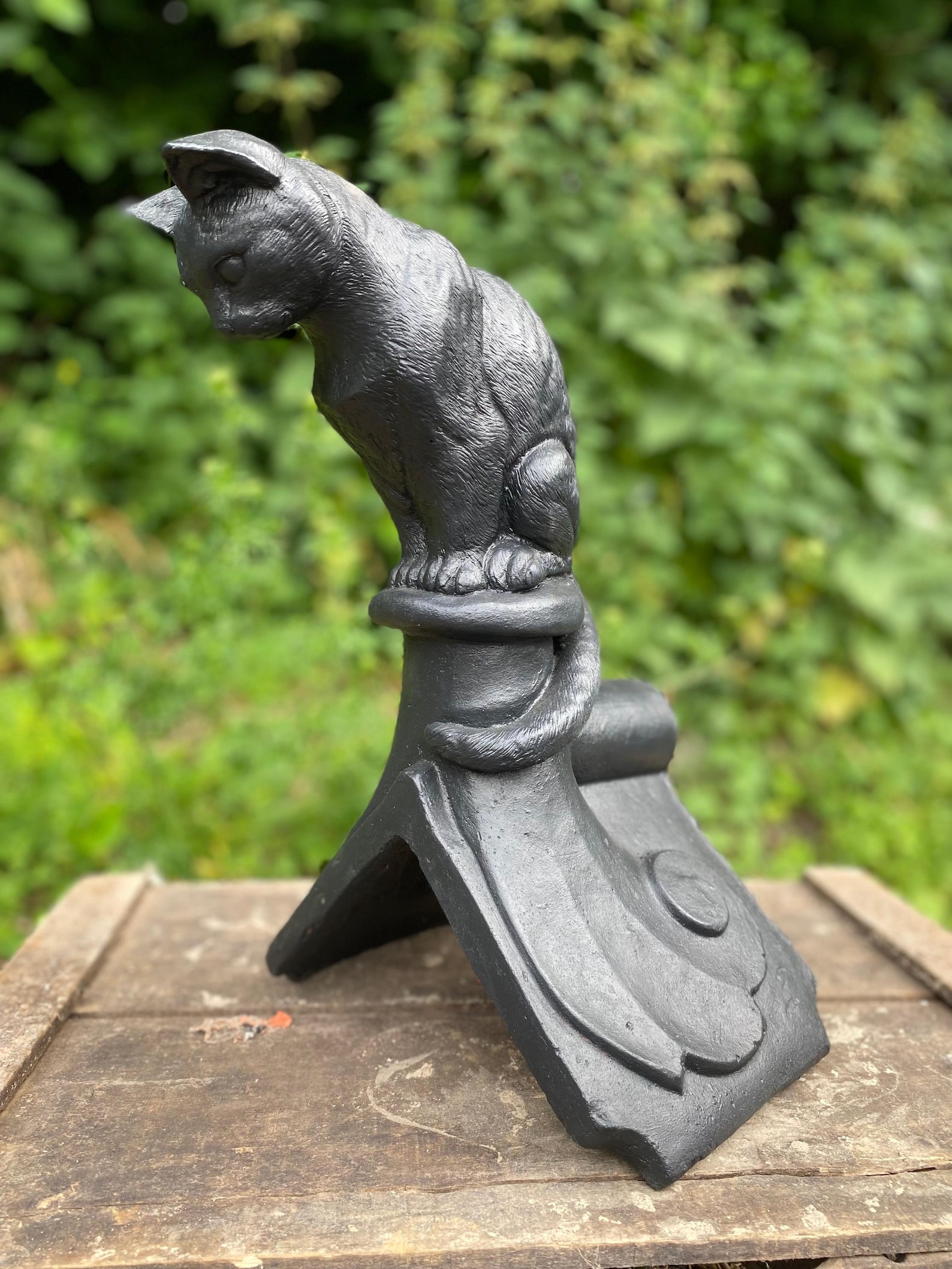 Curious Cat Roof Finial 90 Degree Angled Decorative Stone Ridge Tile ...