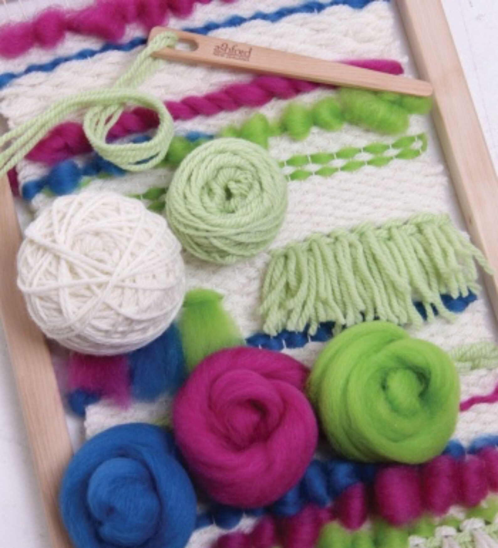 ALL INCLUSIVE Tapestry Weaving Kit Loom, Tools, Yarn, Pattern Super ...