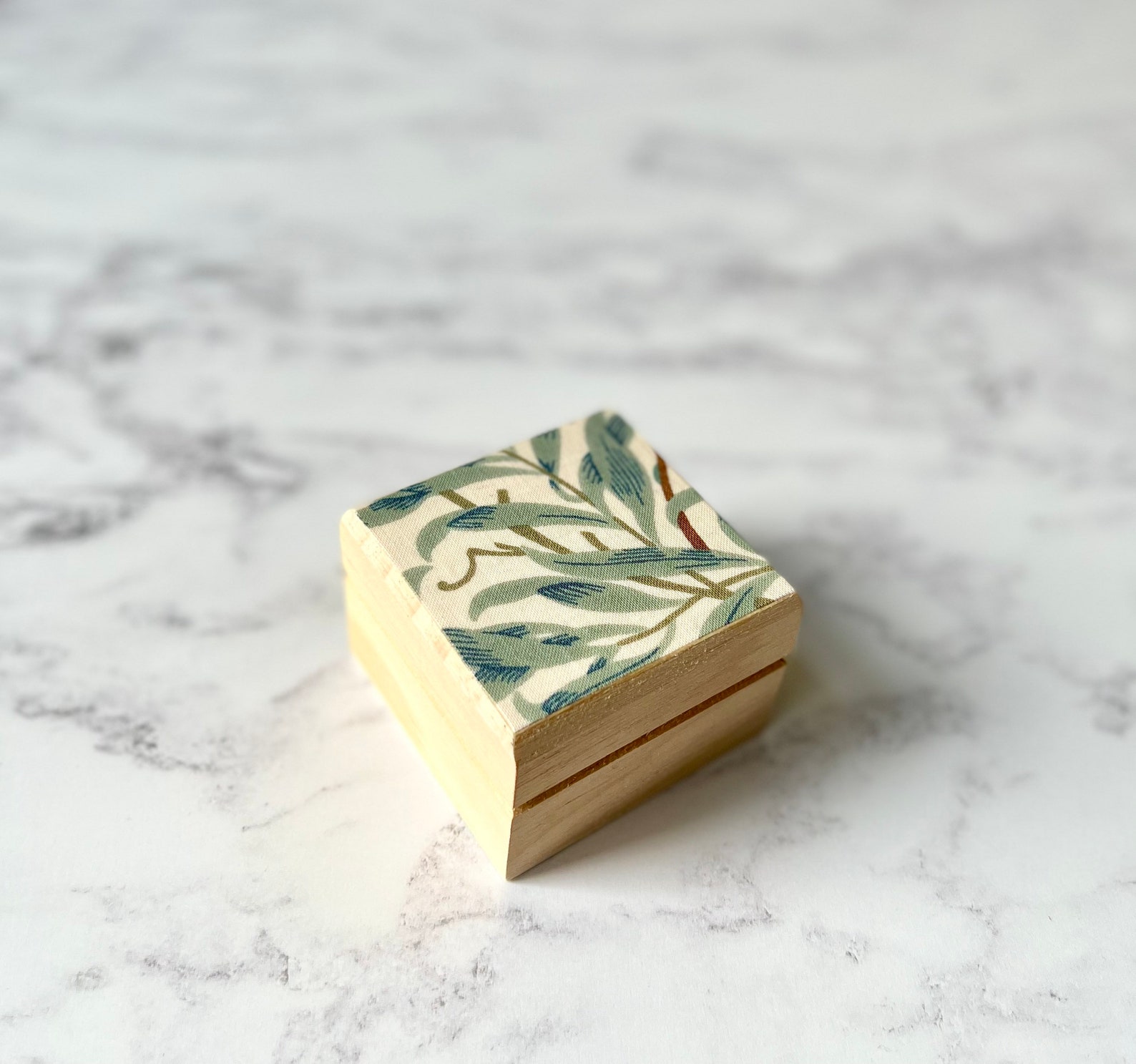 Wooden Scatter Box With Hinged Lid, William Morris Keepsake Trinket ...