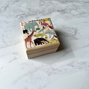 Liberty of London Trinket Box With Hinged Lid, Pretty Floral Keepsake ...
