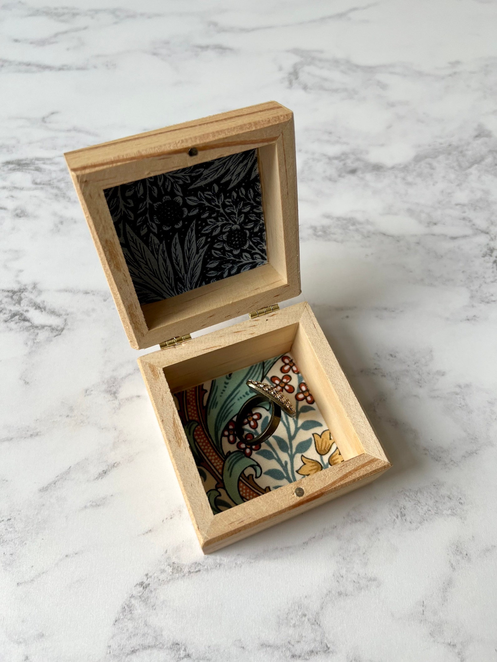 Wooden Scatter Box With Hinged Lid, William Morris Keepsake Trinket ...