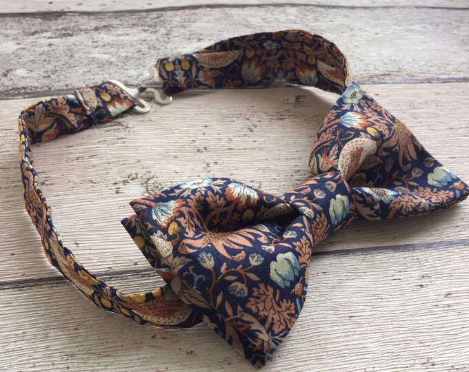 Liberty Print Bow Tie. Strawberry Thief Bow Tie, Groom, Best Man ...