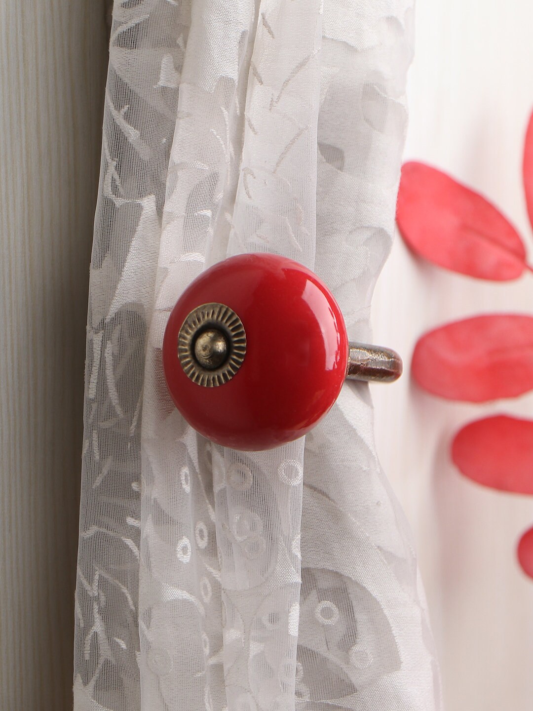 Handmade Solid Red Color Round Shape Design Curtain Tie Back Hook ...