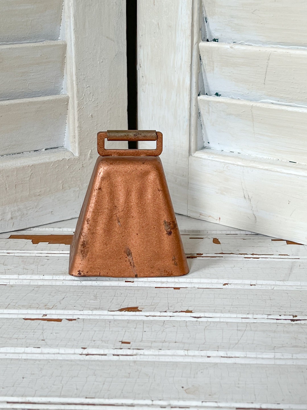 Antique Cow Bells, Cow Bells, Farm House Decor, Rusty Old Cow Bell - Etsy