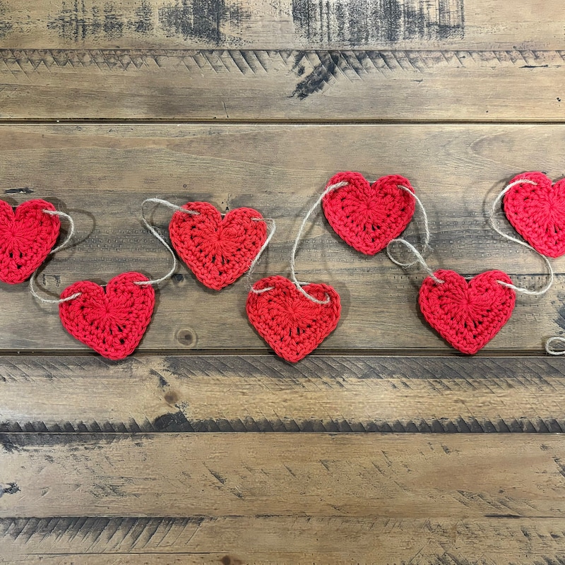 Red Hearts Garland - Etsy
