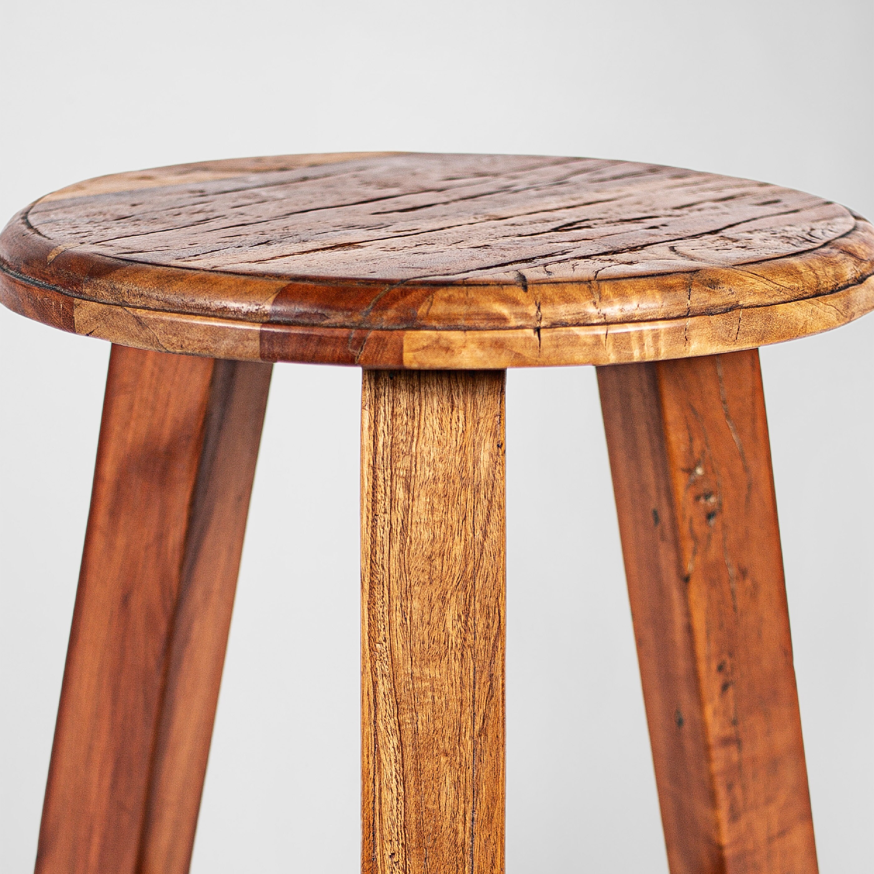 Babawood – Landhaus Design Hocker aus Holz und Metall, Holzhocker ideal ...