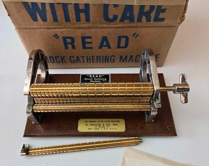 Vintage the Read Smock Gathering Machine 24 Row Made in S Africa ...