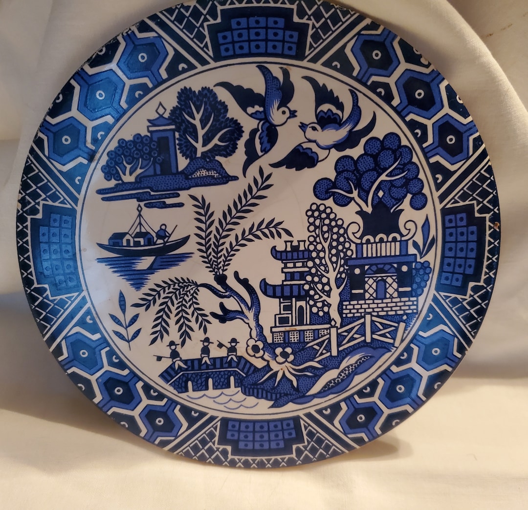 H & R Johnson Ltd 6" Round Ceramic Blue and White Tile Patterned With ...