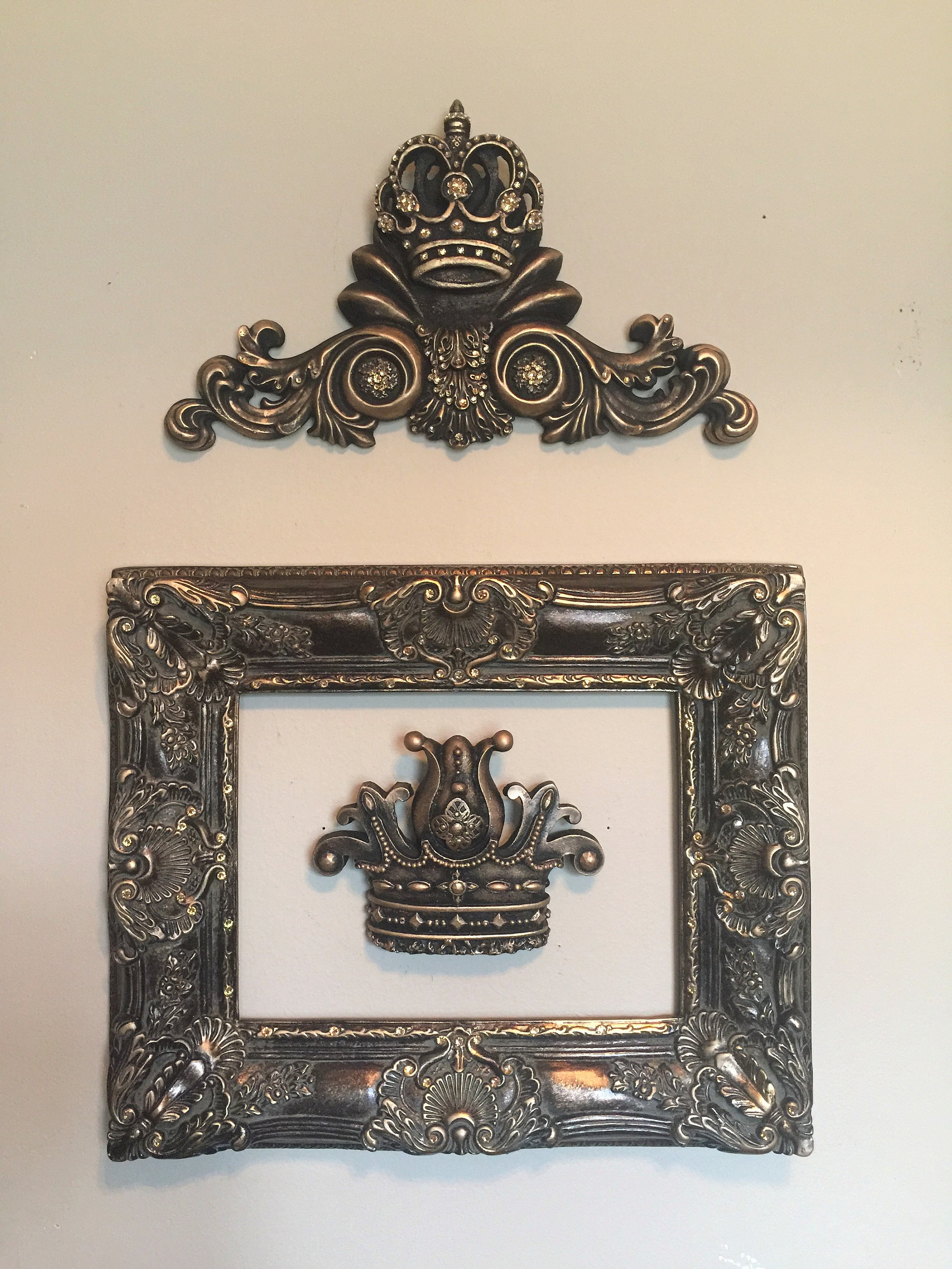 Wall Crown Topper - Etsy