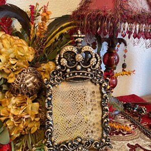 Crown Frame - Etsy