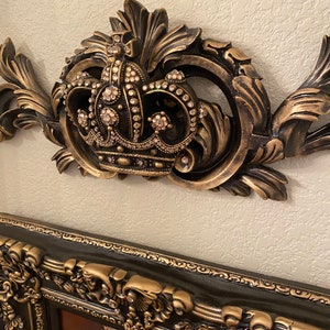 Crown Pediment Wall Topper - Etsy