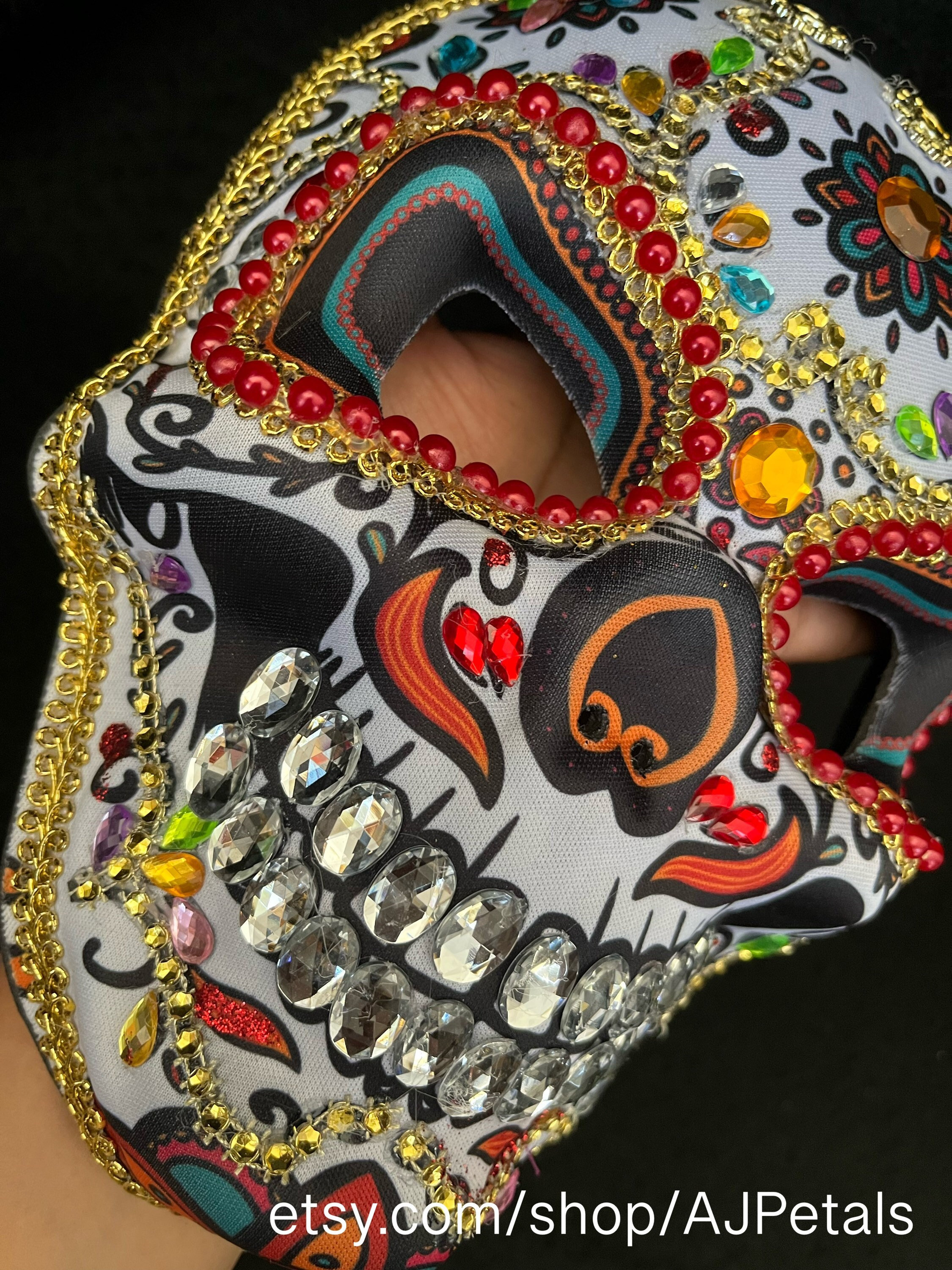 Savages Movie Mask