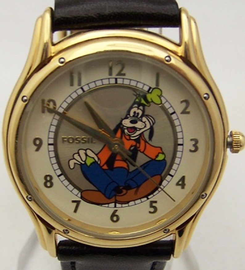 Disney Goofy Watch Set With Car and Tin Fossil LI1610 Lm Ed Wristwatch ...