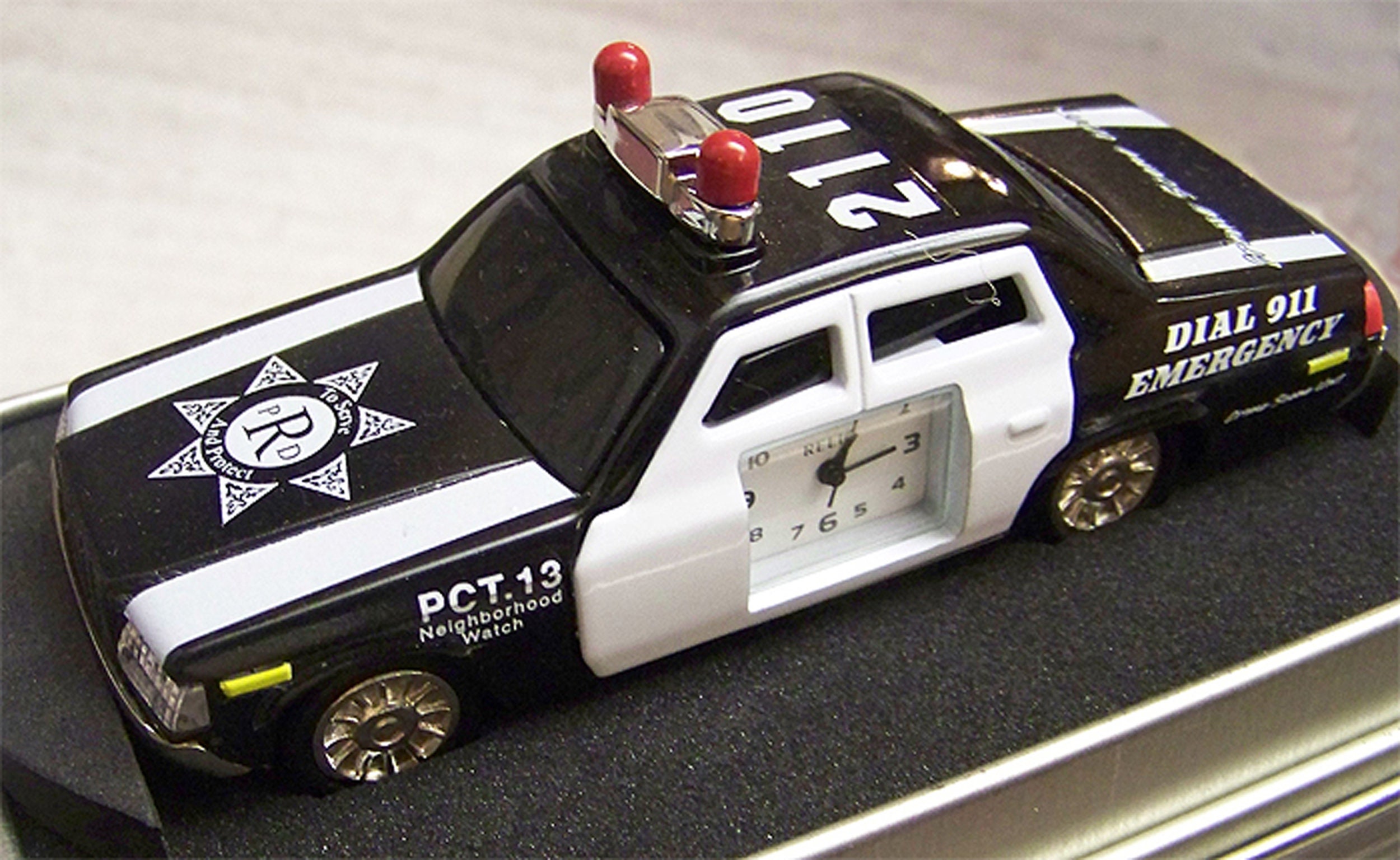 Fossil Relic Police Car Desk Clock. Vintage Novelty LE - Etsy