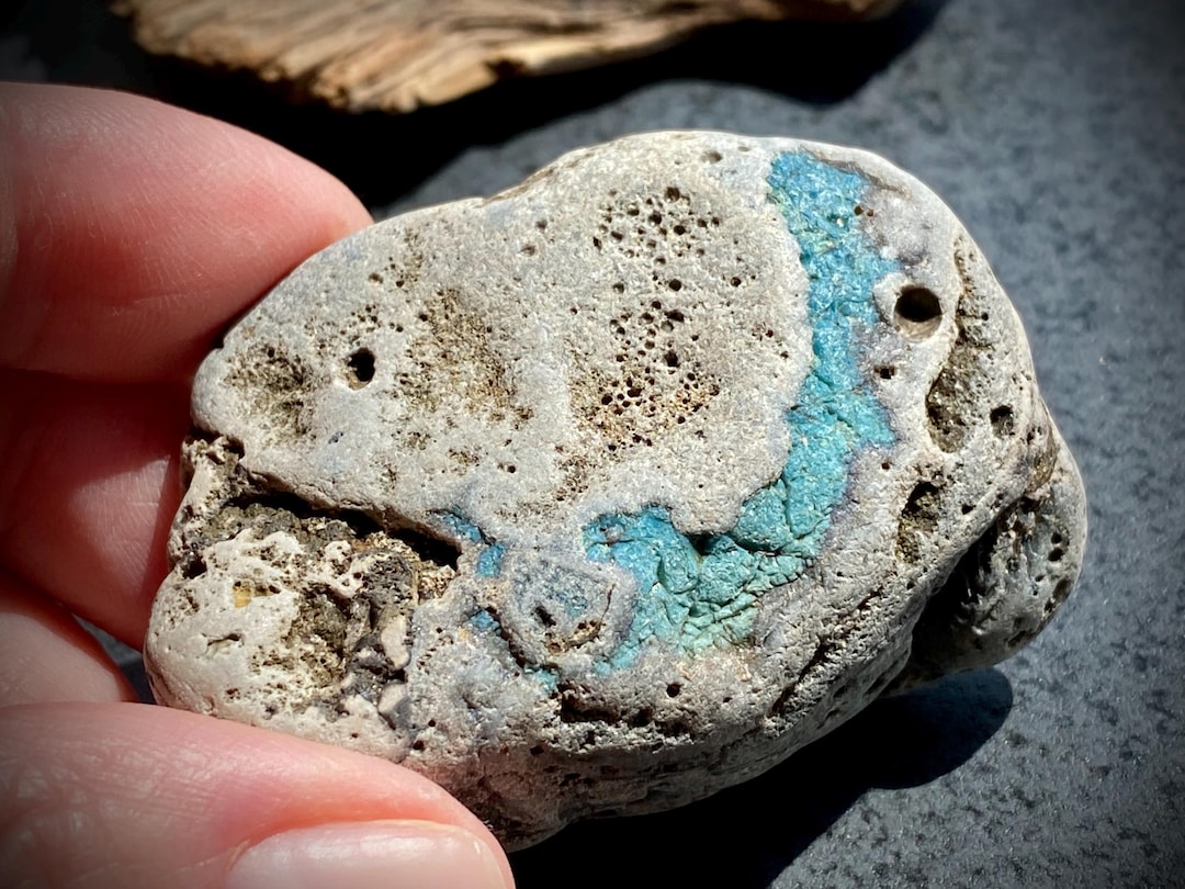 Raw Sea Lava Slag Unusual Combined Color Pebble for Marine Collectors ...