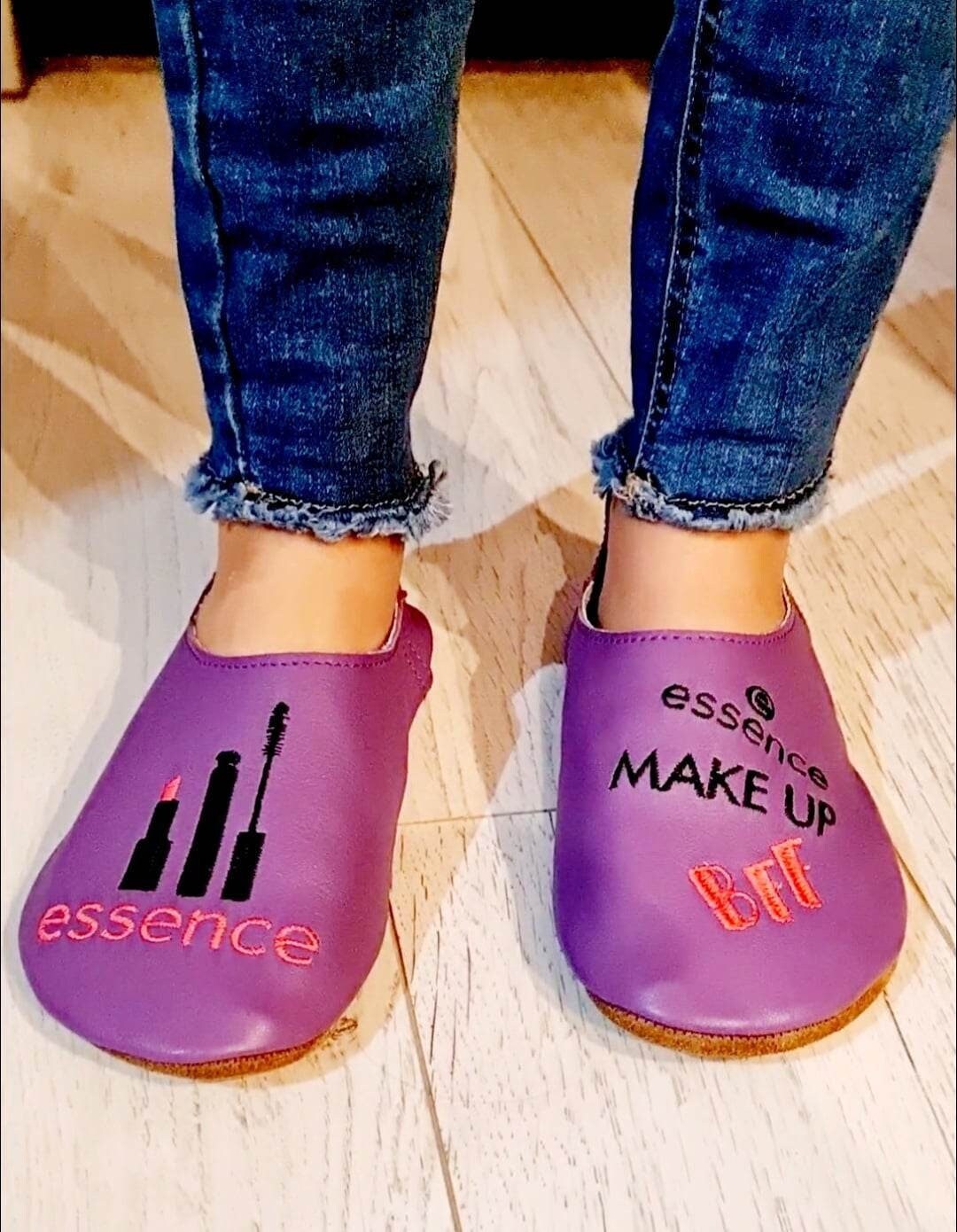 Personalized Perfection: Customizable Leather Slippers for Any Occasion ...