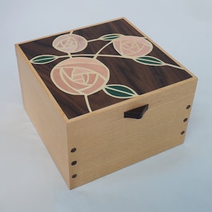 Small Wooden Jewellery Box With Mackintosh Roseswooden - Etsy UK
