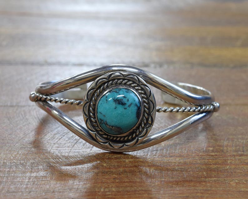 Pretty Vintage Sterling Silver Turquoise Cuff Bracelet - Etsy