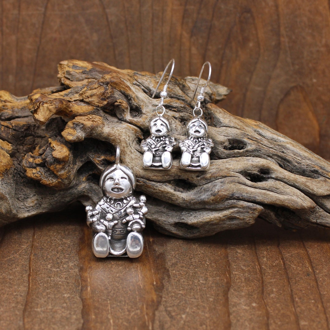 Sterling Silver Storyteller Pendant Earrings Set - Etsy