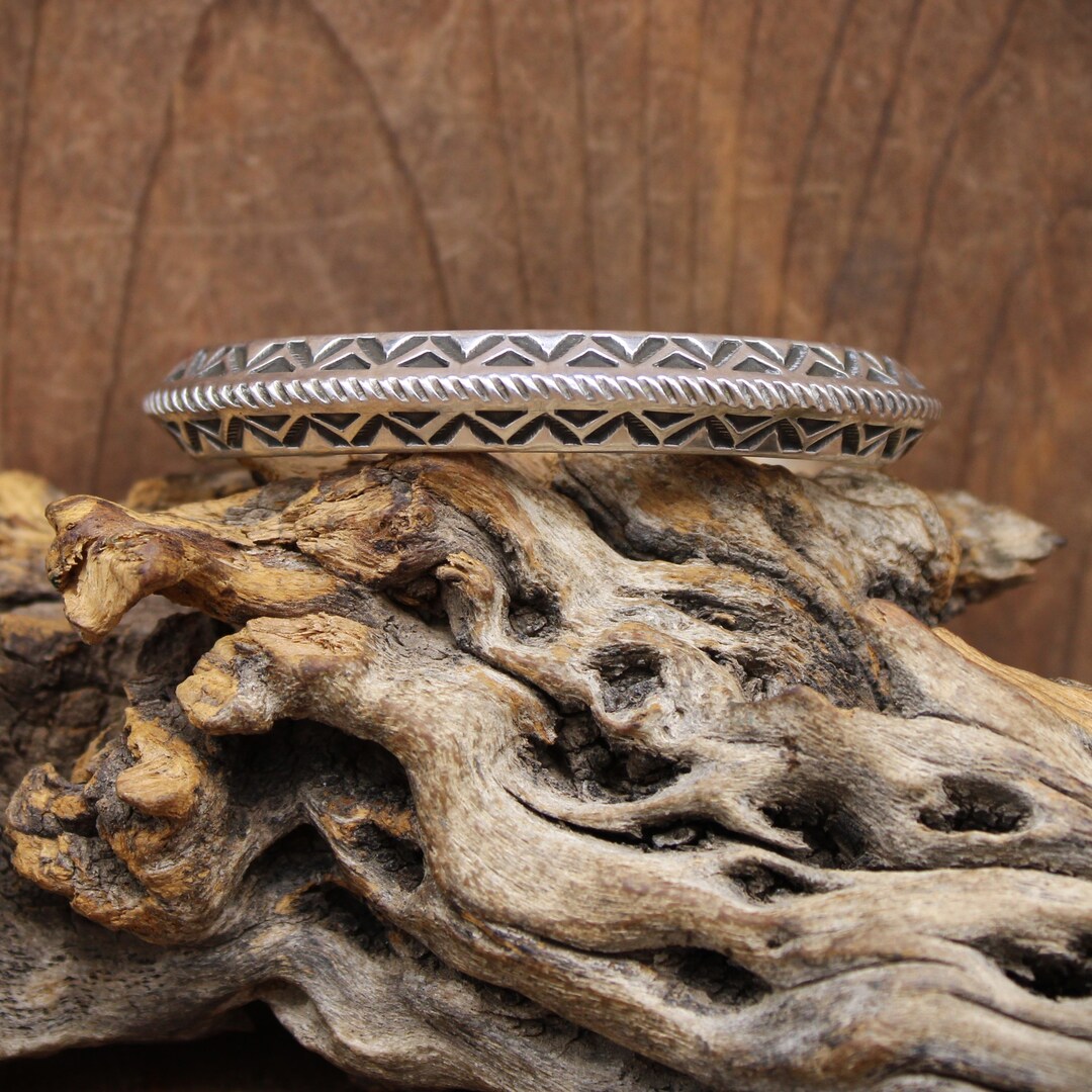 Sterling Silver Triangle Wire Cuff Bracelet by Navajo Kee Nataani - Etsy