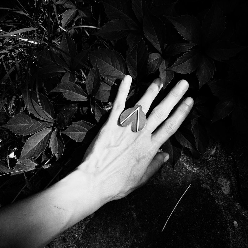 ATMA Dark Flowers 02 - Etsy
