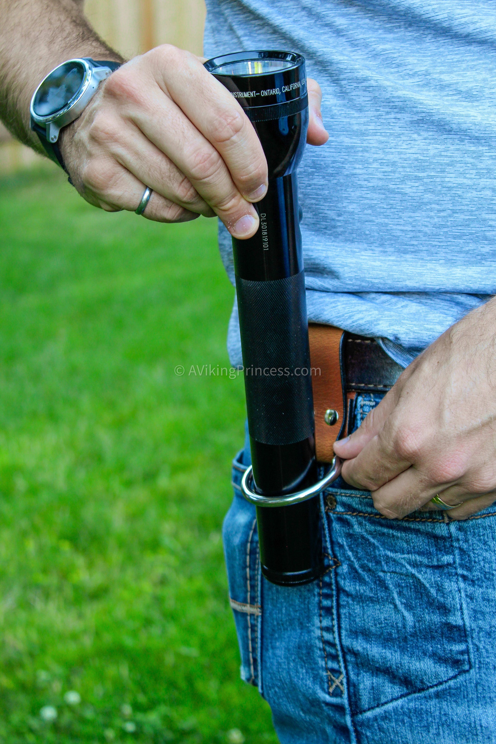 Leather Maglite Holster - in Black or Brown - Etsy