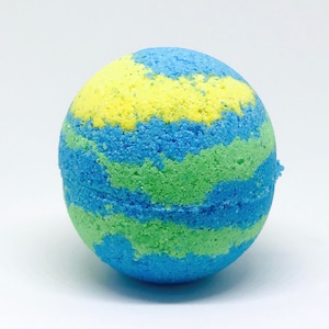 Alien Bath Bomb - Toy Inside! - Bath Bomb for Kids - Bath Bomb Surprise ...