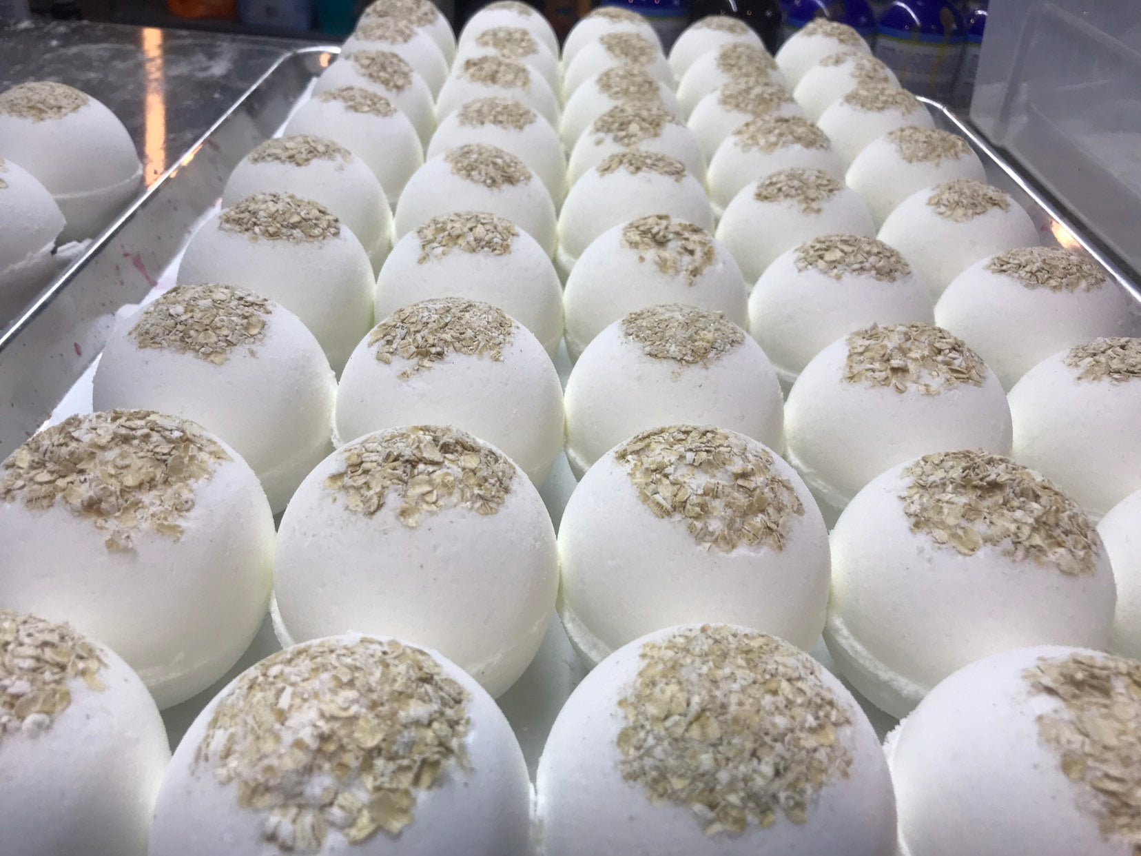 Oatmeal, Milk, and Honey Huge Bath Bombs - Etsy