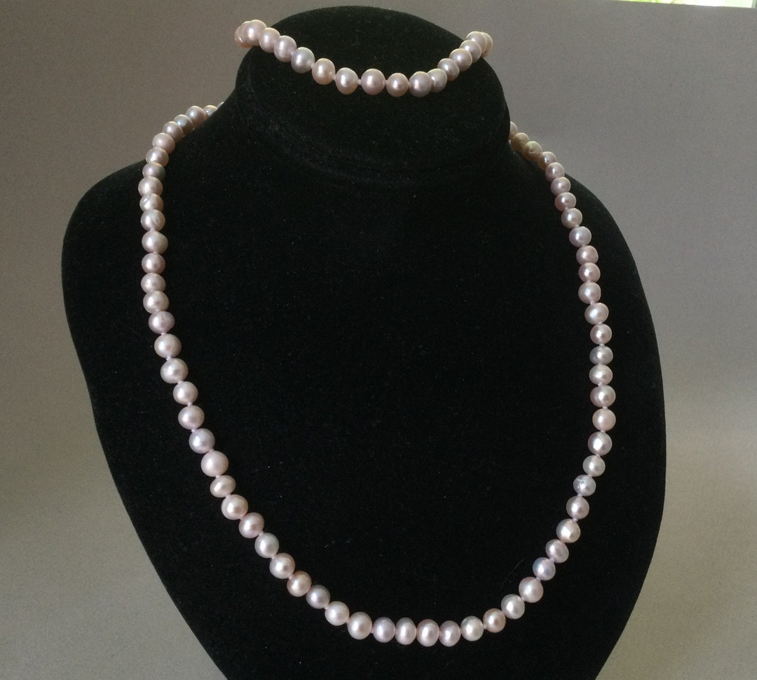 Jacmel JCM 5mm Pink and Silver Hand Tied Freshwater Pearl Necklace and ...
