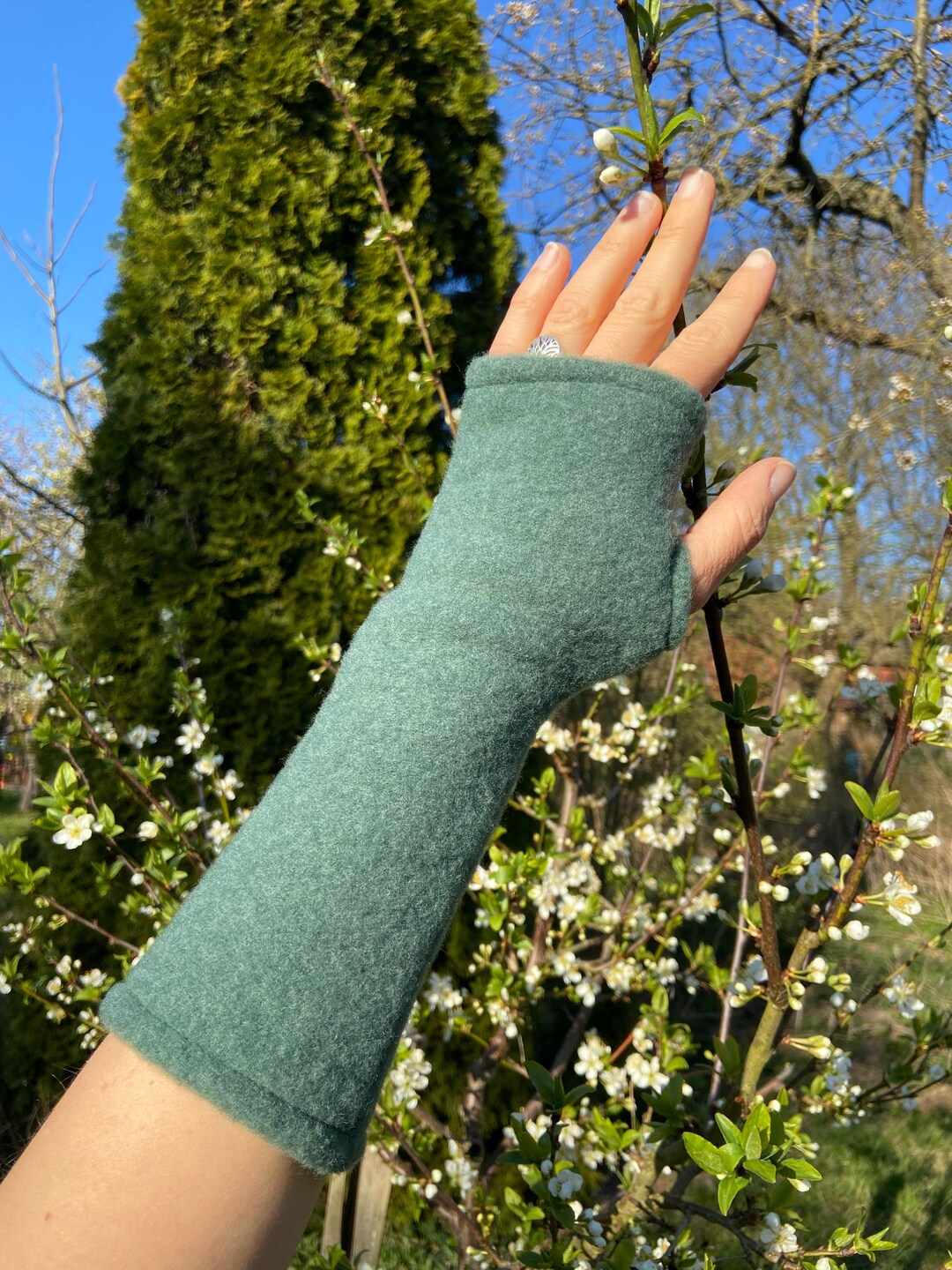 Cuffs Made of Fluffy Virgin Wool Fleece (k.b.t.) - Etsy