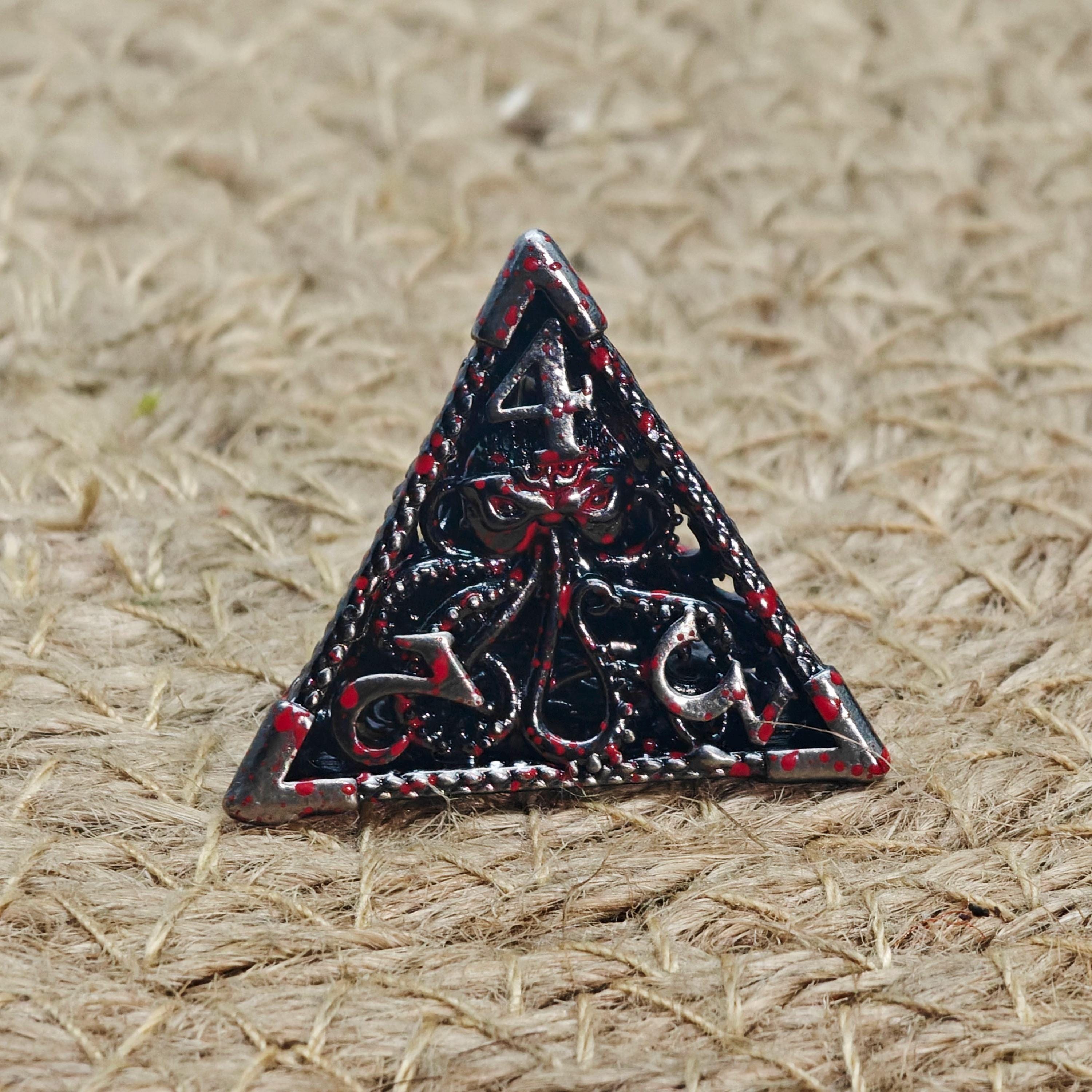 Handmade Cthulhu Hollow DND Dice Set, Polyhedral D&D Dice, Compatible ...