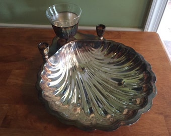 vintage large SILVERPLATE CLAM shaped Serving Dish with 3