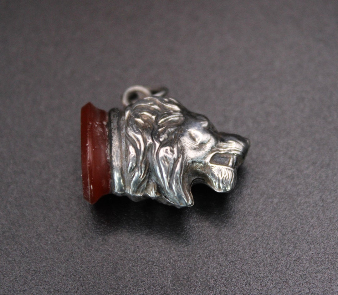 Antique Victorian Solid Silver Lions Head Fob/charm/pendant Set With A ...