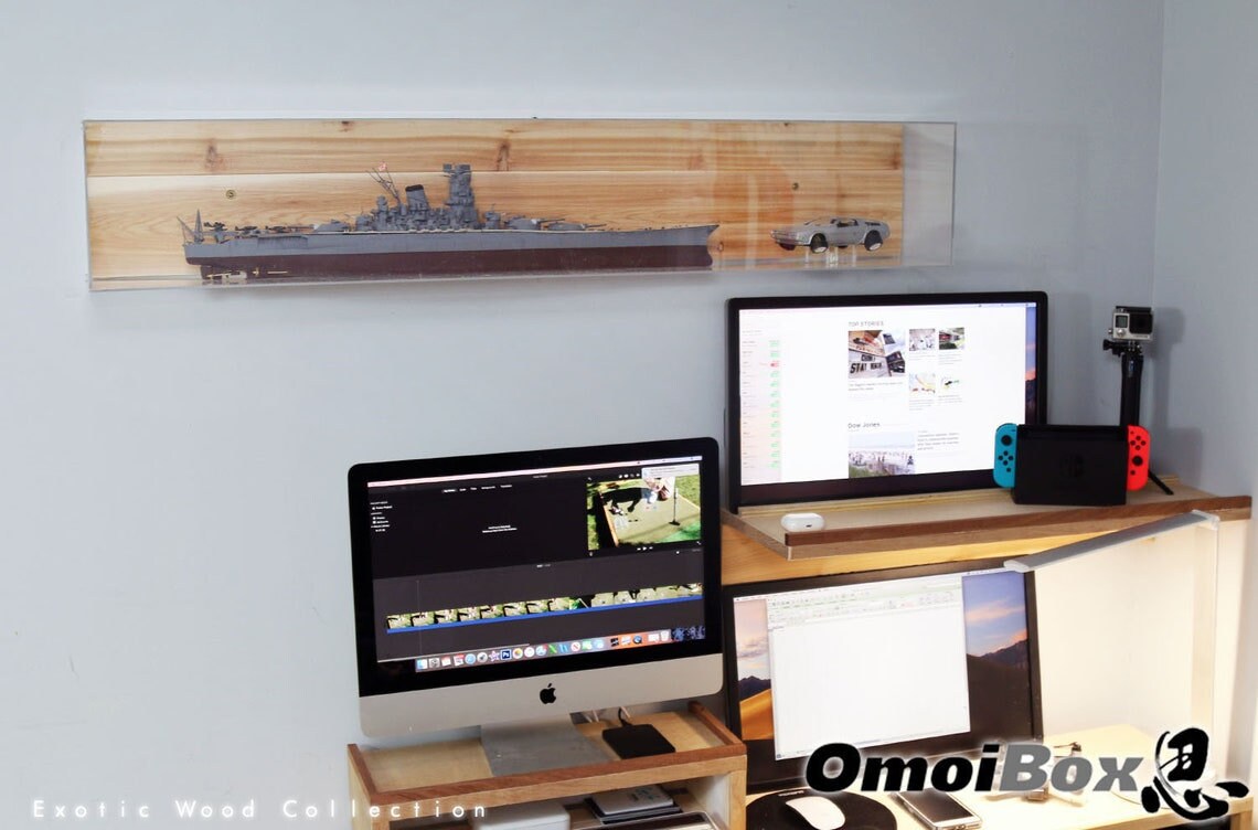 Custom Wall Display Cases | Wall Mounted Acrylic Display Case | Model ...