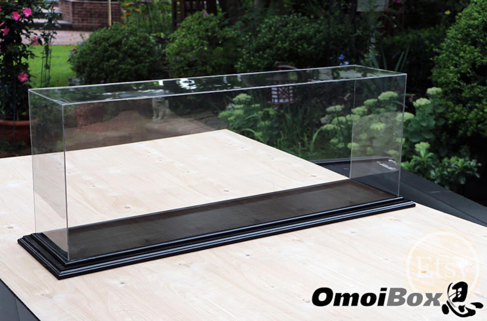 Custom Display Cases for Collectibles | Wood and Acrylic Glass Display ...