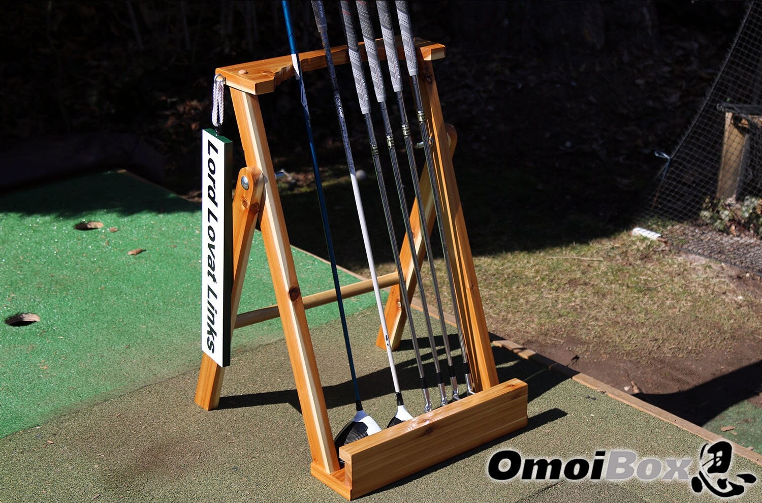 Premium Outdoor Golf Putter Stand | Handcrafted Cedar Wood ...