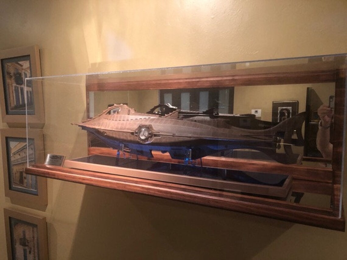 Custom Wall Display Cases Wall Mounted Acrylic Display Case - Etsy Canada